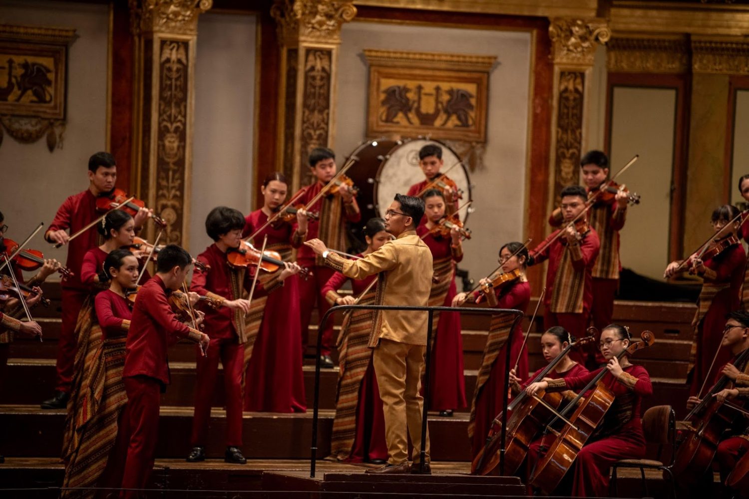 DLSZ Strings achieve an outstanding rating (4th place) in the 15th ...